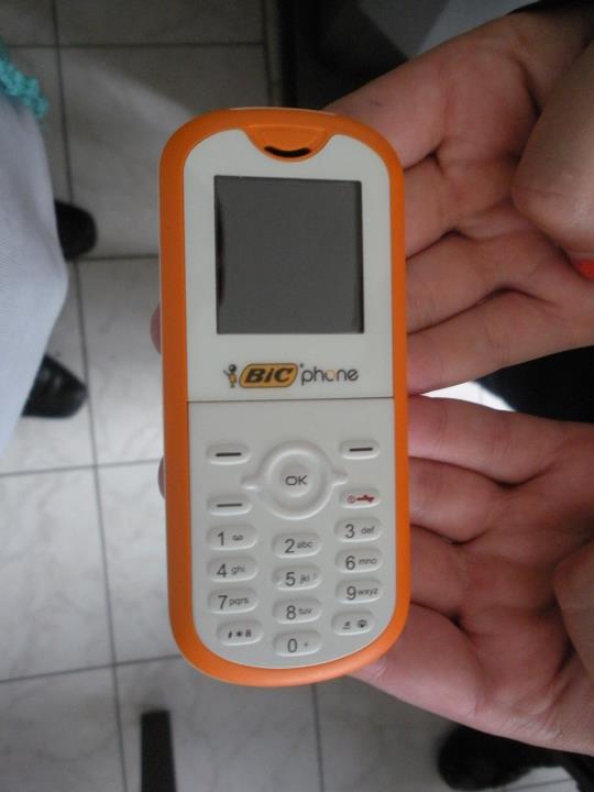 Can you hear me now? Good/Bon/Bueno/Bene! : Cell Phones Abroad – DU Abroad